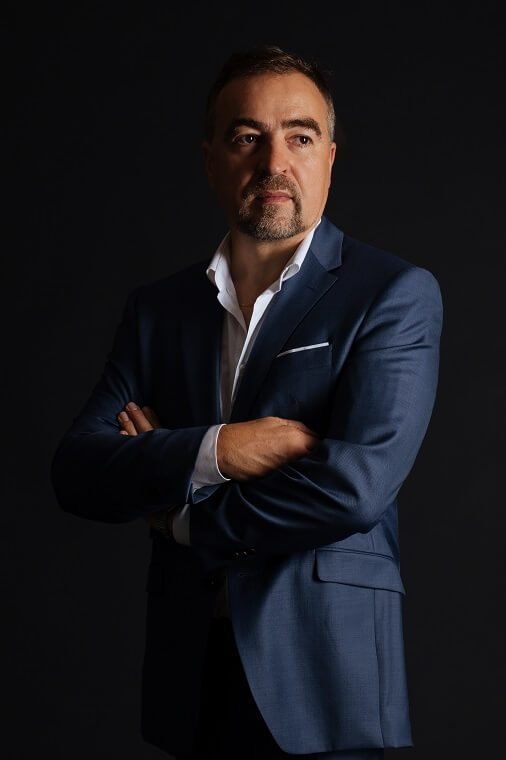 Xavier Cartron décore le monde - homme déco